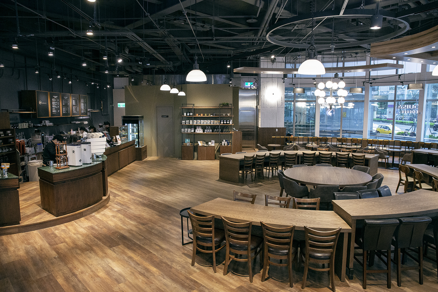 路易莎咖啡 LOUISA COFFEE